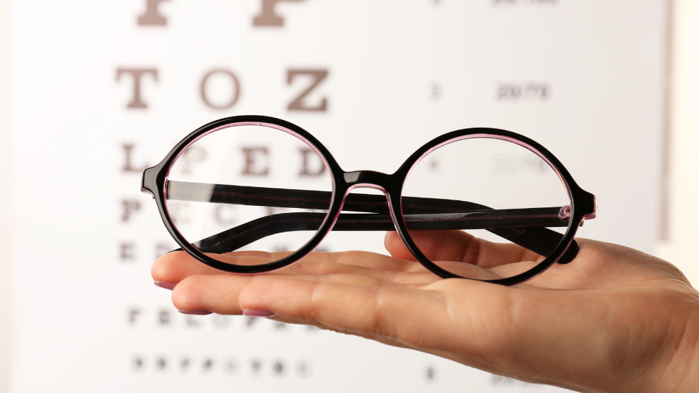 Which Optical Store in Siliguri Offers Precise Lens Fitting - Himalayan ...